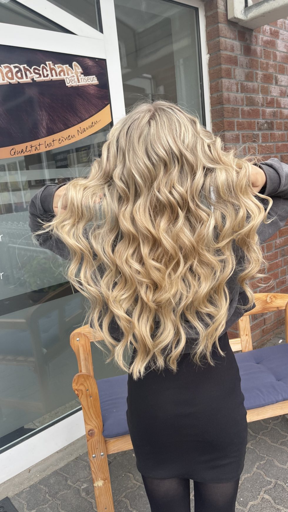 Startseite - Haarscharf der Friseur